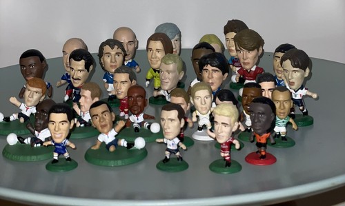 30 Pieces Corinthian Soccer Starz Microstars Football Figures Job Lot ...
