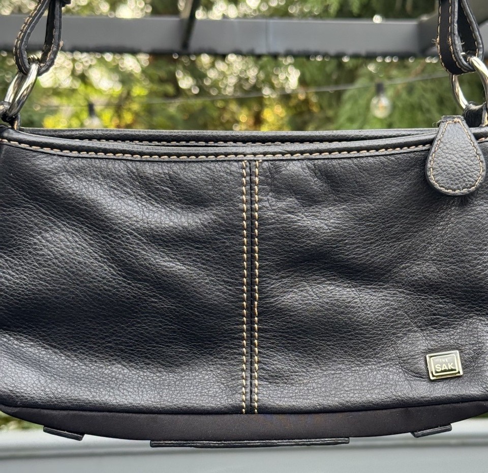 The Sak Black Pebbled Y2K Small Purse Shoulder Carry Zip Up Hand Bag | eBay