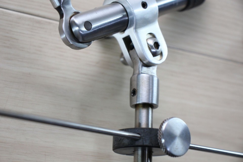 Dyna-King Professional Pedestal Fly Tying Vise Rotary Cam Jaws USA ...