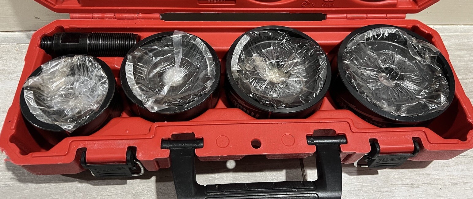 Milwaukee 49-16-2695 Exact 2-1/2 inch to 4 inch Knockout Set ...