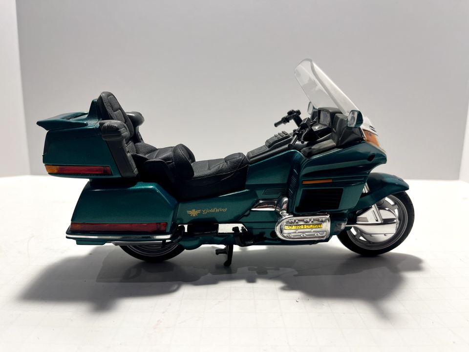Honda Goldwing Motorcycle; 1:12 Scale; Plastic Model | eBay