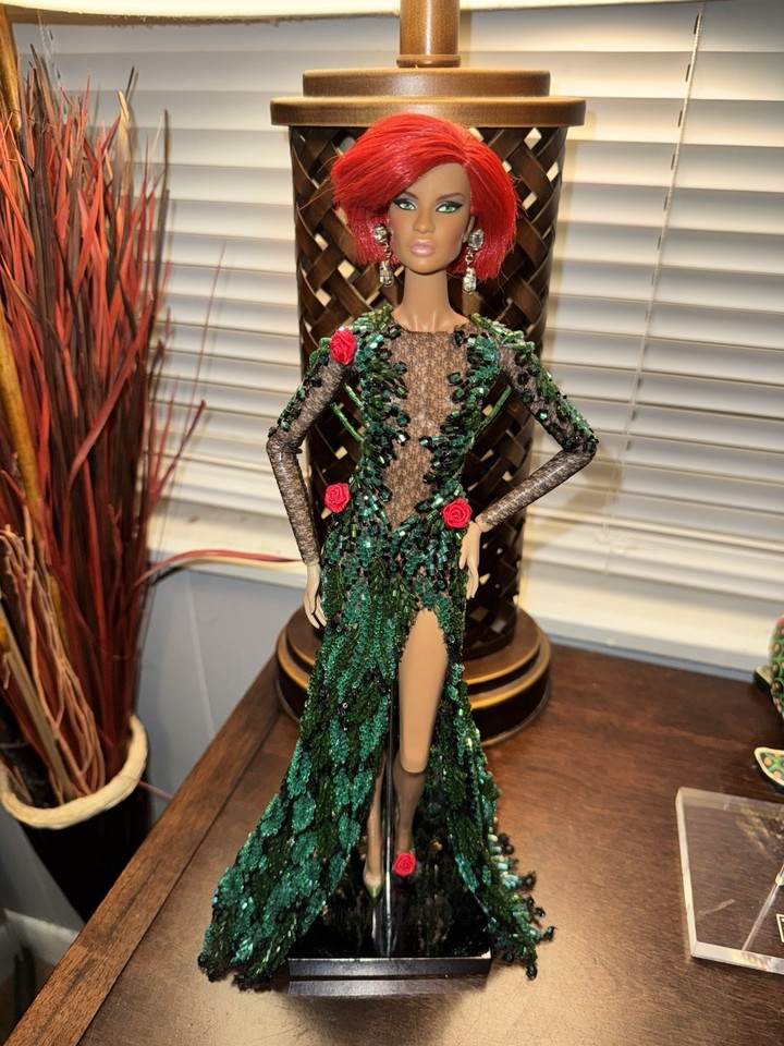 Integrity Toy, fashion royalty doll Dress Beaded Green Gown With Red ...