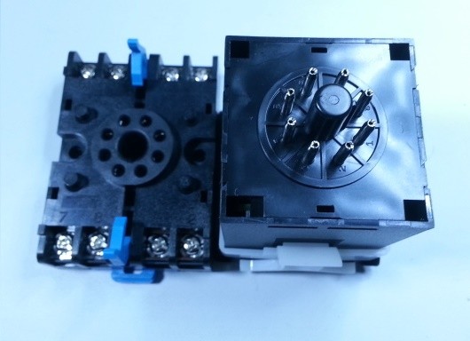 Autonics LE4SA Timer LCD Display, multi range, DPDT, 24-240VAC With ...