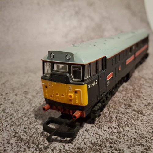 LIMA 'OO' GAUGE FRAGONSET RAILWAYS CLASS 31 31452 DIESEL LOCO [01 ...