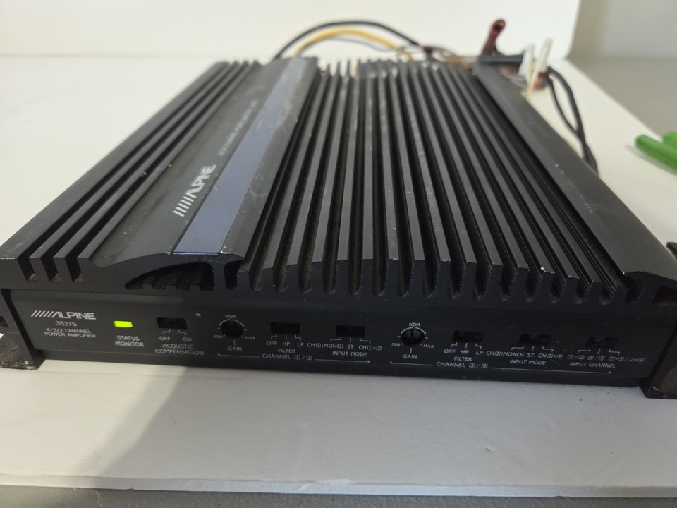Alpine 3527 Amplifier 4/3/2 Channel. Tested/Working And 2 8ft THX ...