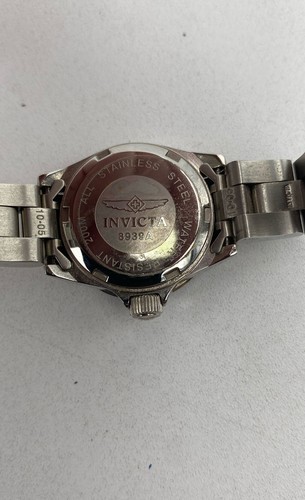 Invicta 8939A Pro Diver Watch (NEEDS BATTERY) | eBay