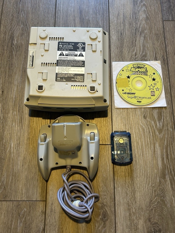 Sega Dreamcast Console w/ 1 Controller, VMU, Game - Tested! Lot Bundle ...
