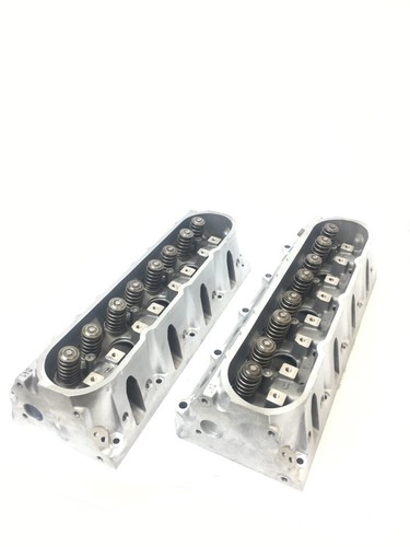 GM LS1 Gen III 5.7L Cylinder Head 241 Assembly w/ Rocker Arms OEM Set ...