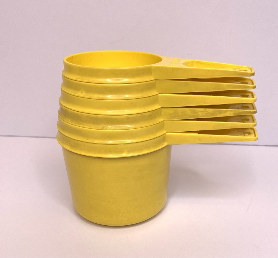 Vintage Tupperware Measuring Cups Set Of 6 Yellow Stacking 1/4 - 1 Cup ...
