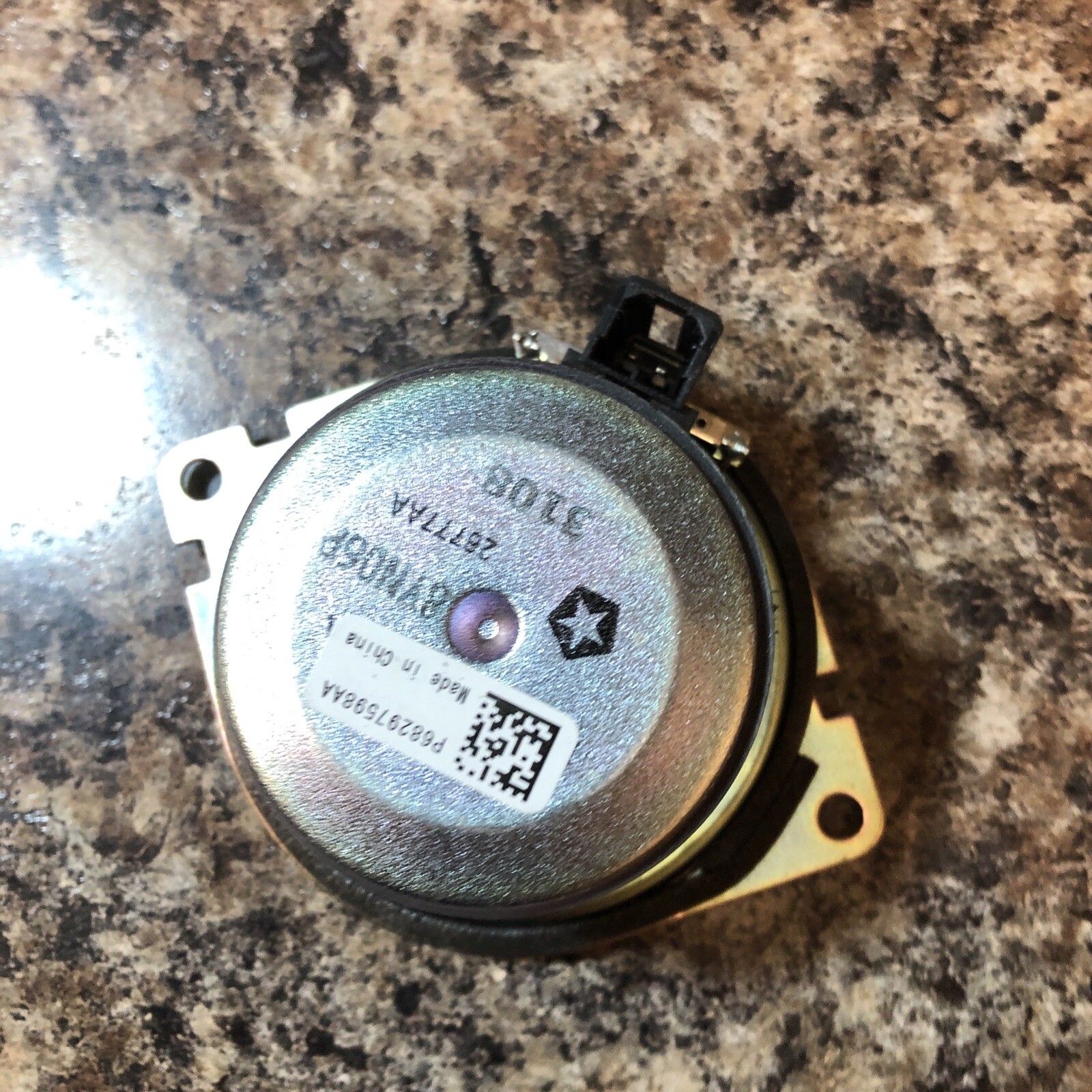 Speaker-ST%2C+VIN%3A+T+Mopar+68297598AA for sale online | eBay