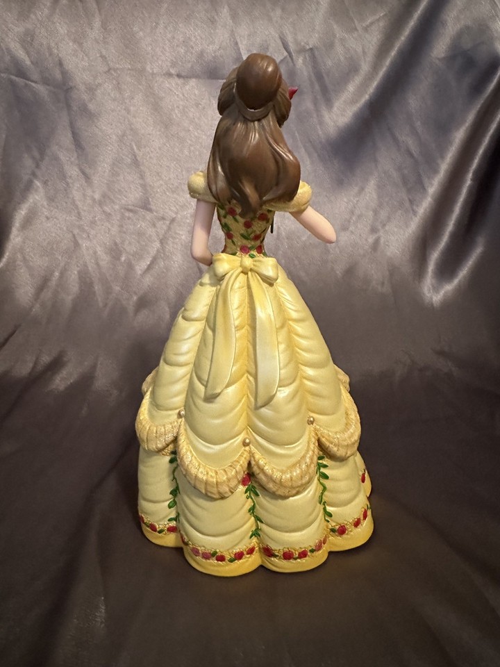 Enesco Disney Showcase Collection Couture de Force Belle Masquerade ...