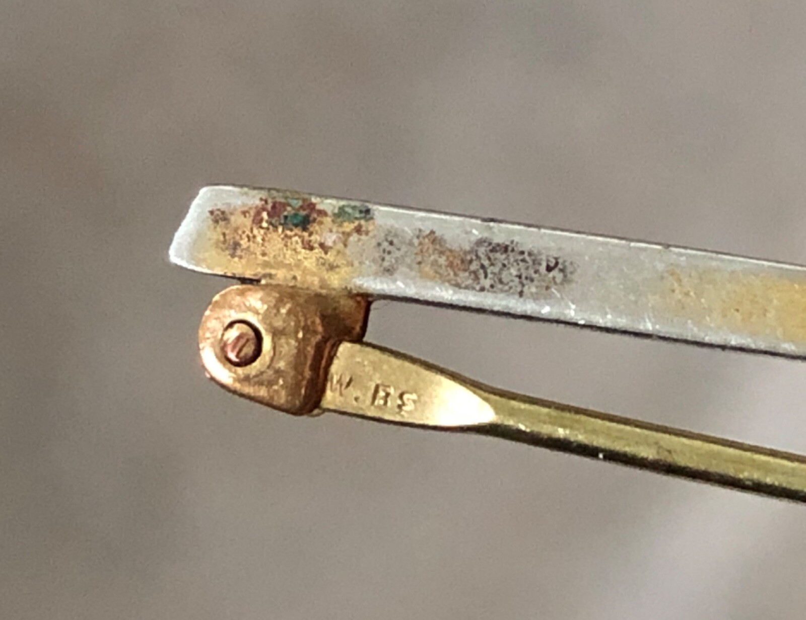 Royal Artillery Sweetheart Pin Badge ‘UBIQUE QUO FAS ET GLORIA DUCUNT ...