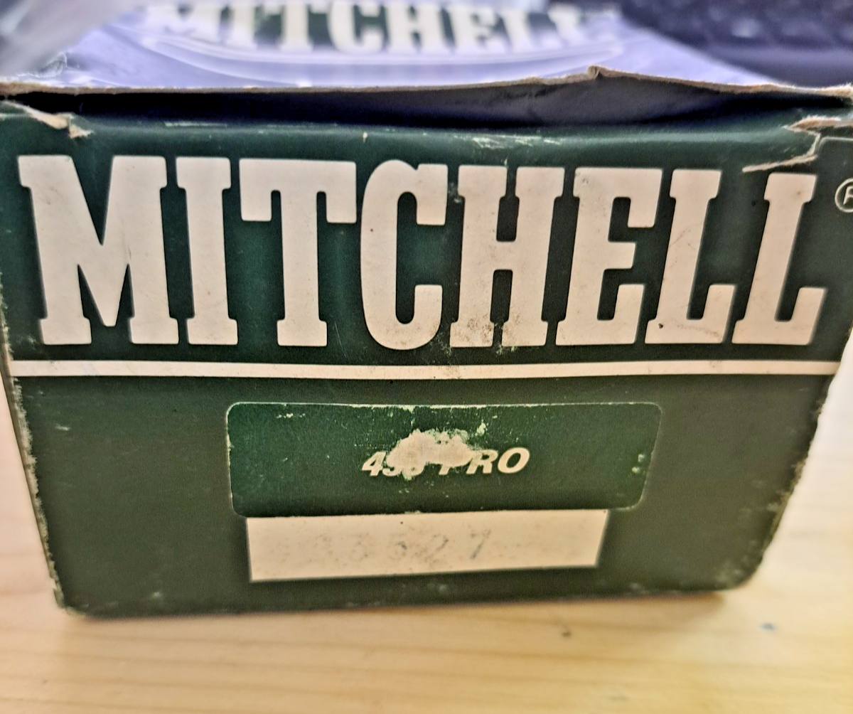 Mitchell 83527 Large Capacity Graphite with Bronze SPOOL 498 PRO in box ...