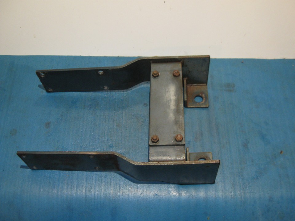 Kubota Z482 Radiator Mounting Bracket | eBay