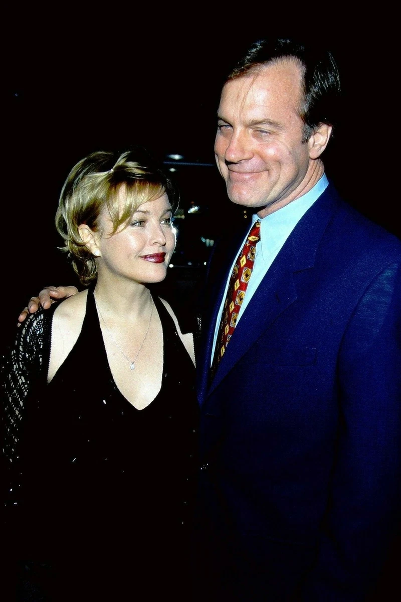 Faye Grant And Stephen Collins