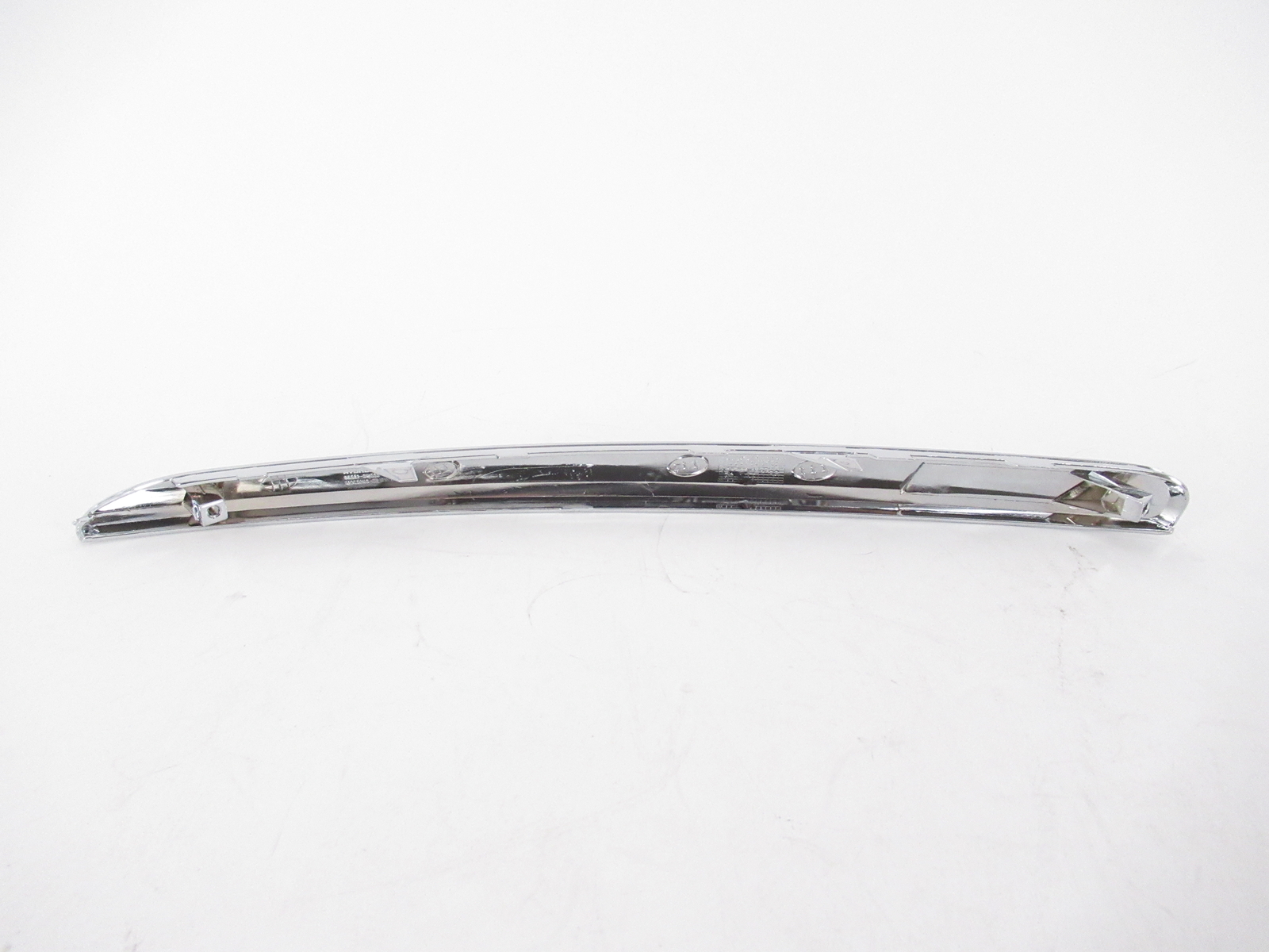 Genuine OEM Kia 86582 3W000 Passenger Front Bumper Molding Strip 11-16 ...
