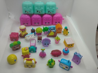 Shopkins 26 Piece Lot Random Pieces with 7 Cases With Shopkins ...
