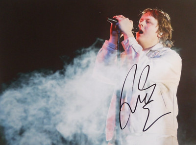 LEWIS CAPALDI AUTOGRAPHED A4 PHOTOGRAPH. | eBay UK