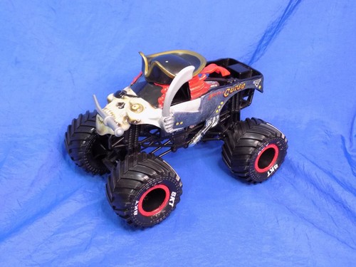 Monster Jam Monster Trucks PIRATES CURSE 1/24 Diecast Spin Master | eBay