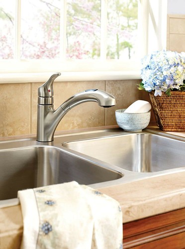 Moen CA87316SRS Renzo Pullout Sprayer Kitchen Faucet, Spot Resist ...