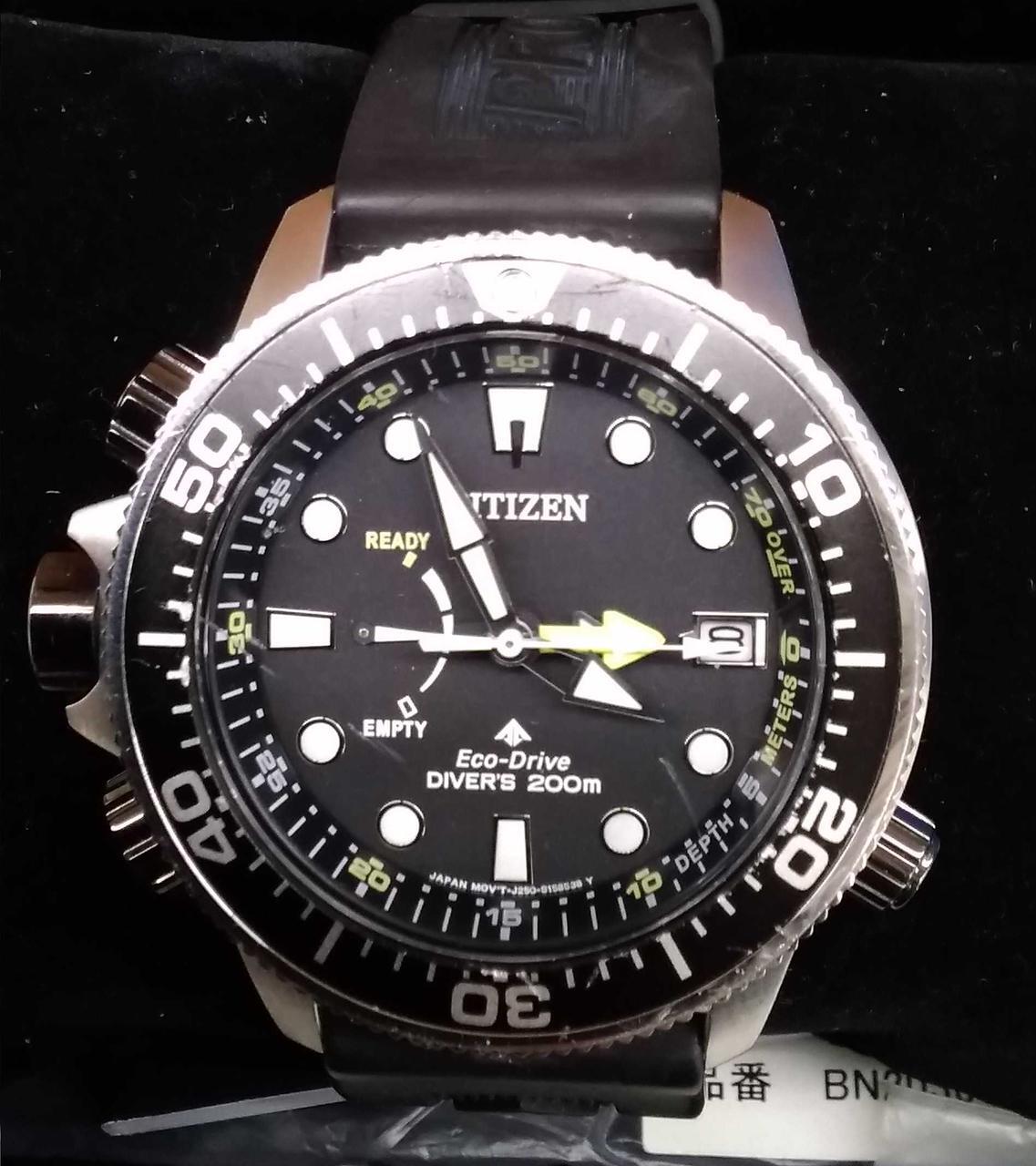 Citizen Promaster J250-S115477 Eco-Drive Date Divers 200M Quartz Montre ...