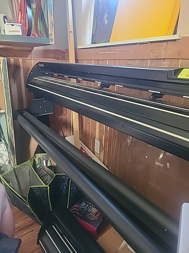 GCC Expert II-52 LX Vinyl Cutter Plotter For Sign And HTV 52” FREE ...