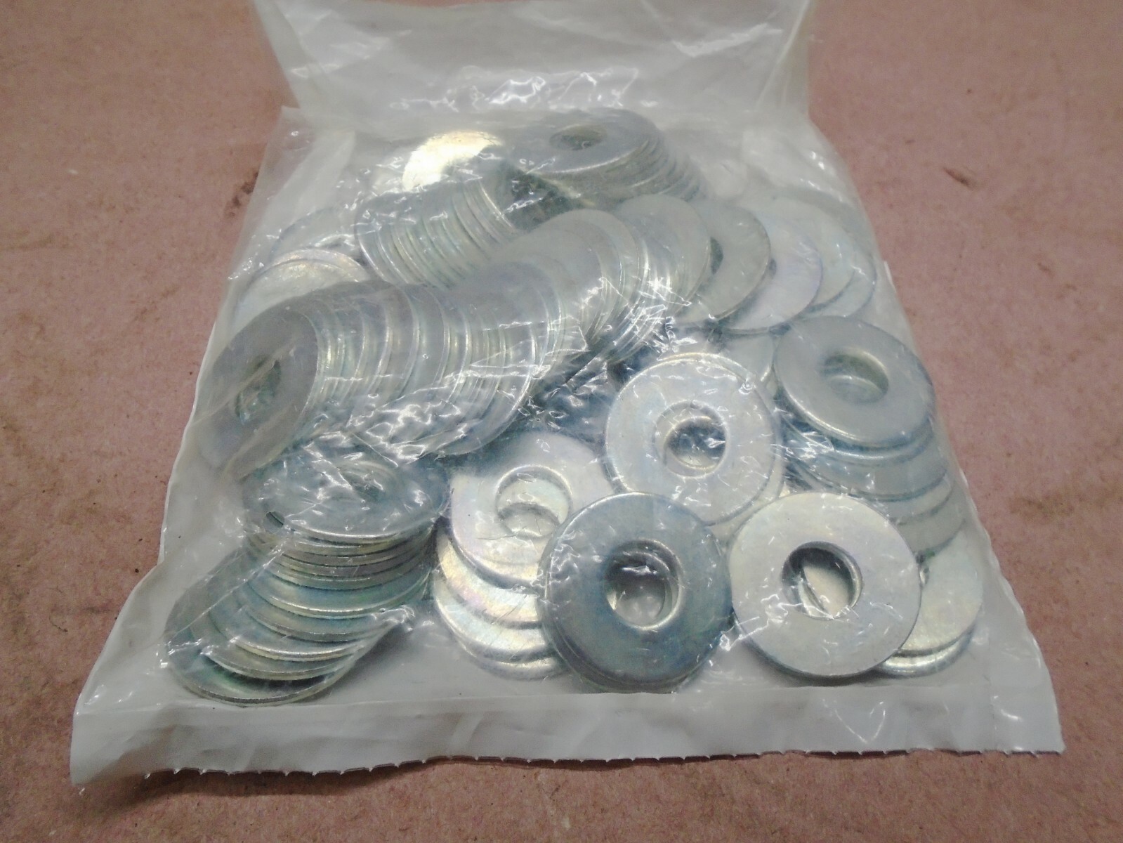 500 pcs NEW Wrought Washer Manufacturing 7/16" ID STD Zinc Flat Washer ...