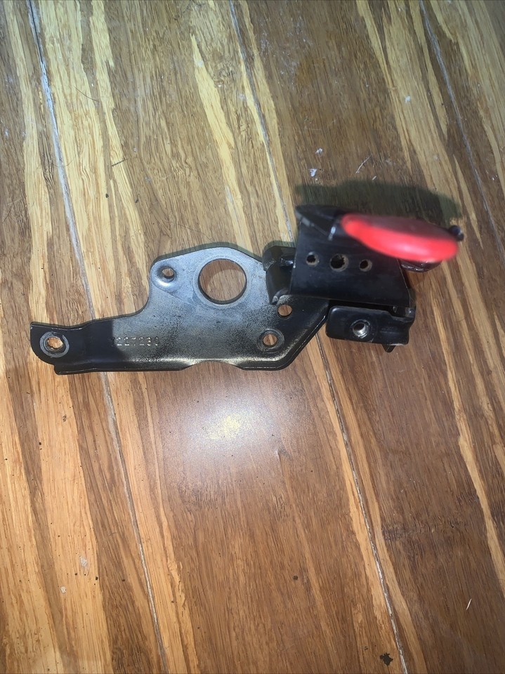 Briggs & Stratton Control Bracket 790143 | eBay