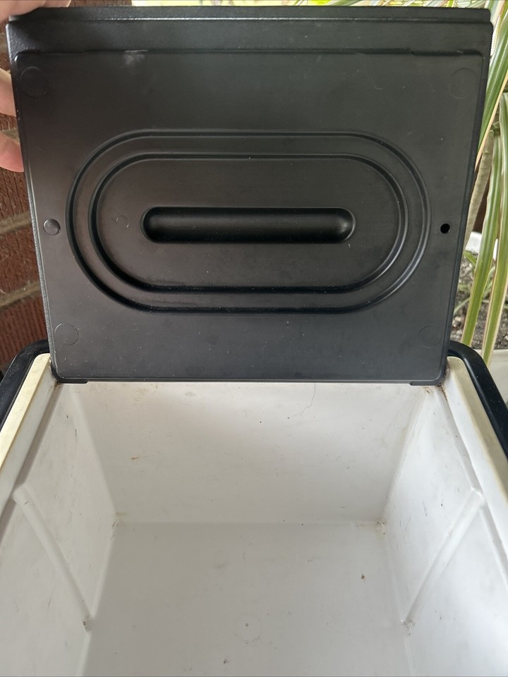 IGLOO Die Hard Battery Cooler 6 Pack Ice Chest Lunch Box | eBay