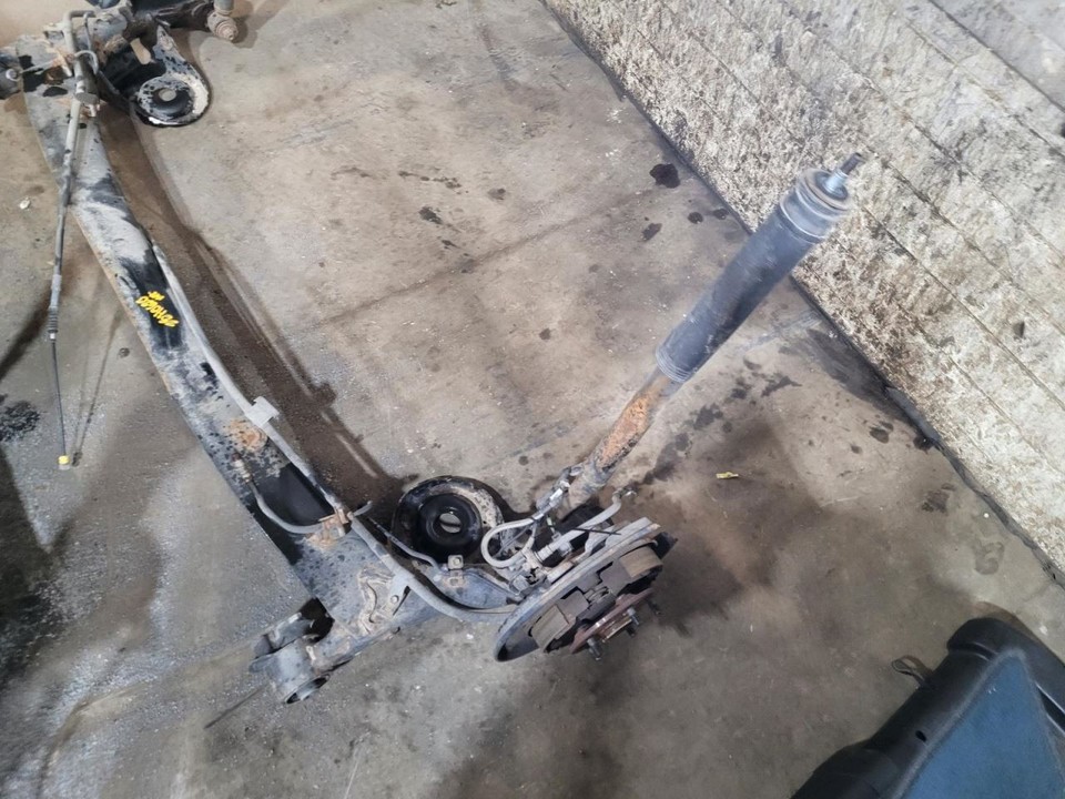 (LOCAL PICKUP ONLY) Loaded Beam Axle FWD Fits 11-20 SIENNA 2056580 | eBay