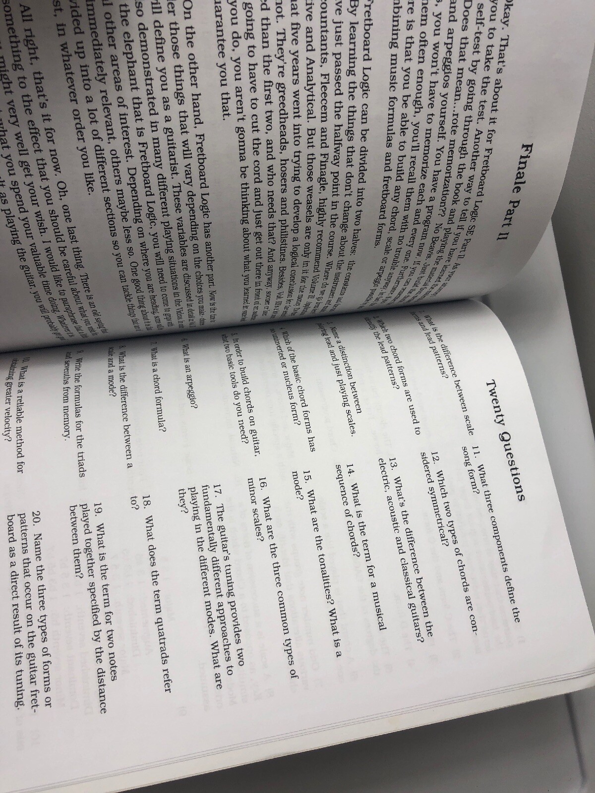 Fretboard Logic Guitar Method Ser.: Fretboard Logic SE : The Reasoning ...