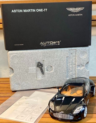 Autoart Signature 1/18 Aston Martin One-77 Black | eBay