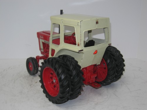 1/16 INTERNATIONAL HARVESTER 1466 w/DUALS good original/1972 vintage #4 ...