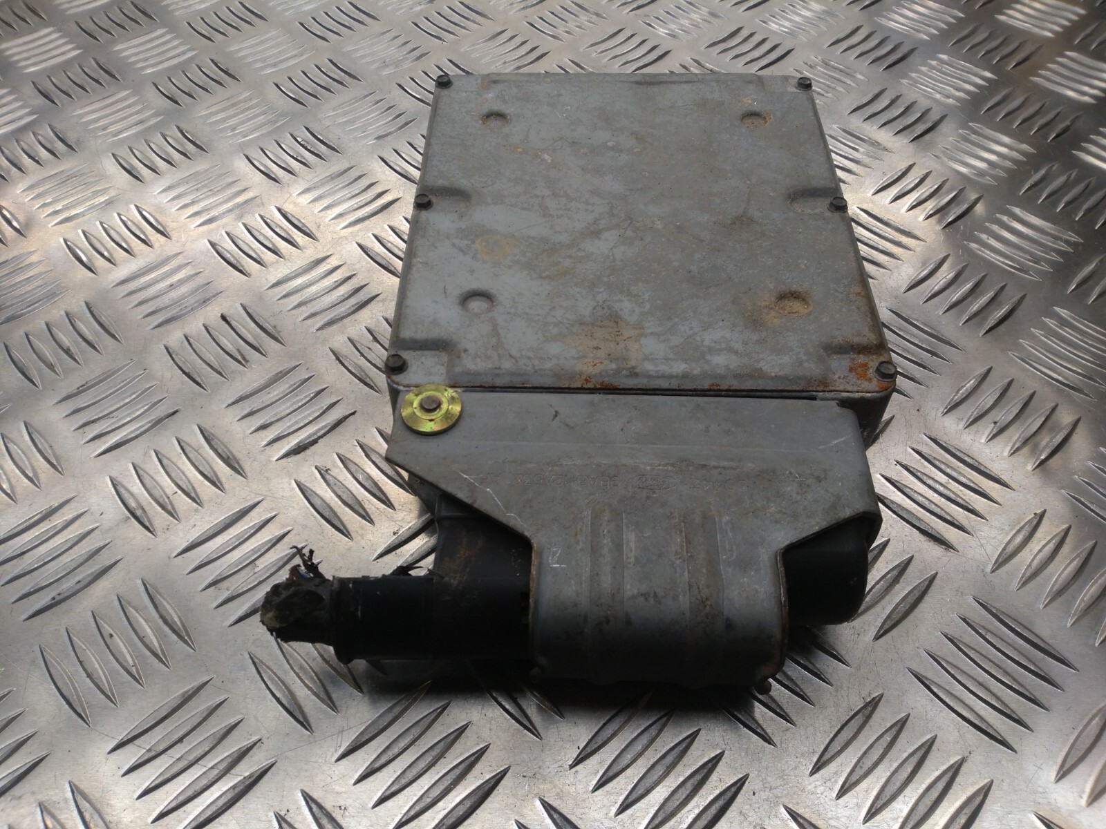 B246 FORD ECU Control Module Unit 98AB-12A532-AF 98AB-12A532 AF | eBay