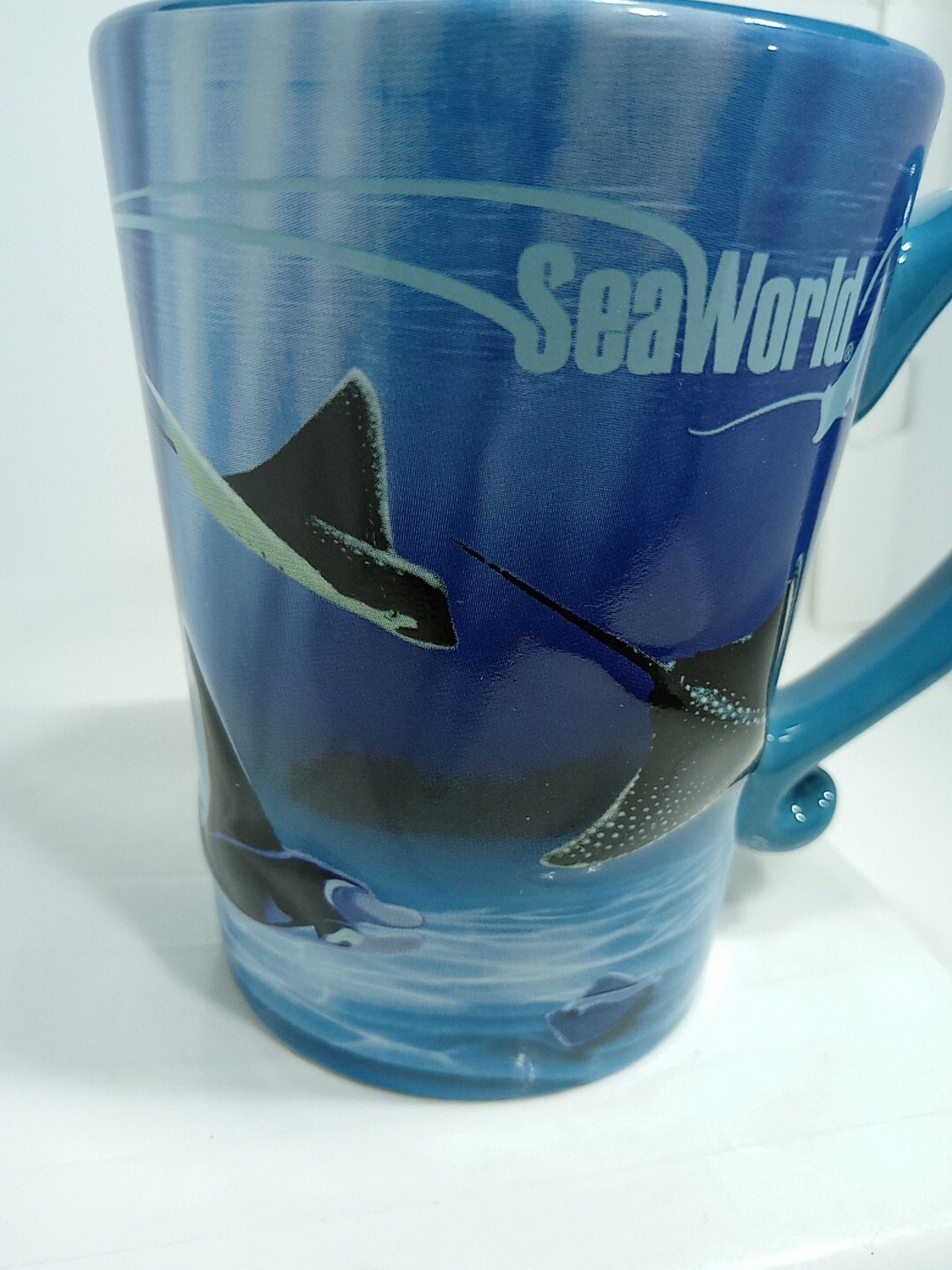 SEAWORLD COFFEE MUG. SEAWORLD STINGRAYS MUG. EMBOSSED STINGRAY Deco 3D ...