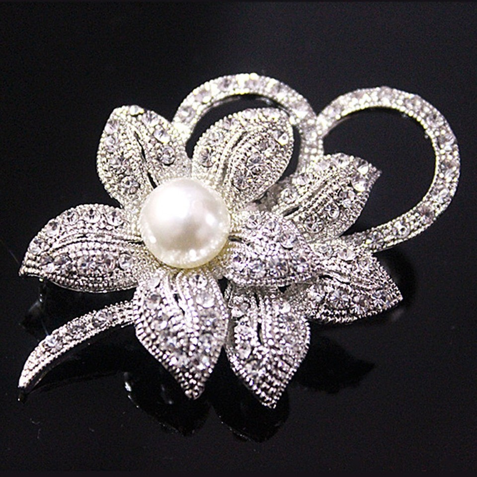 Classic Fashion Flower Brooch Pin with Shiny Crystal Pearl for Women ...