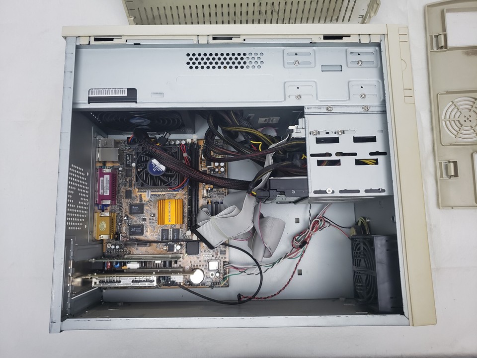 Vintage Retro Windows 98 PC V2 Premier Pentium III 1ghz 128mb RAM 40GB ...