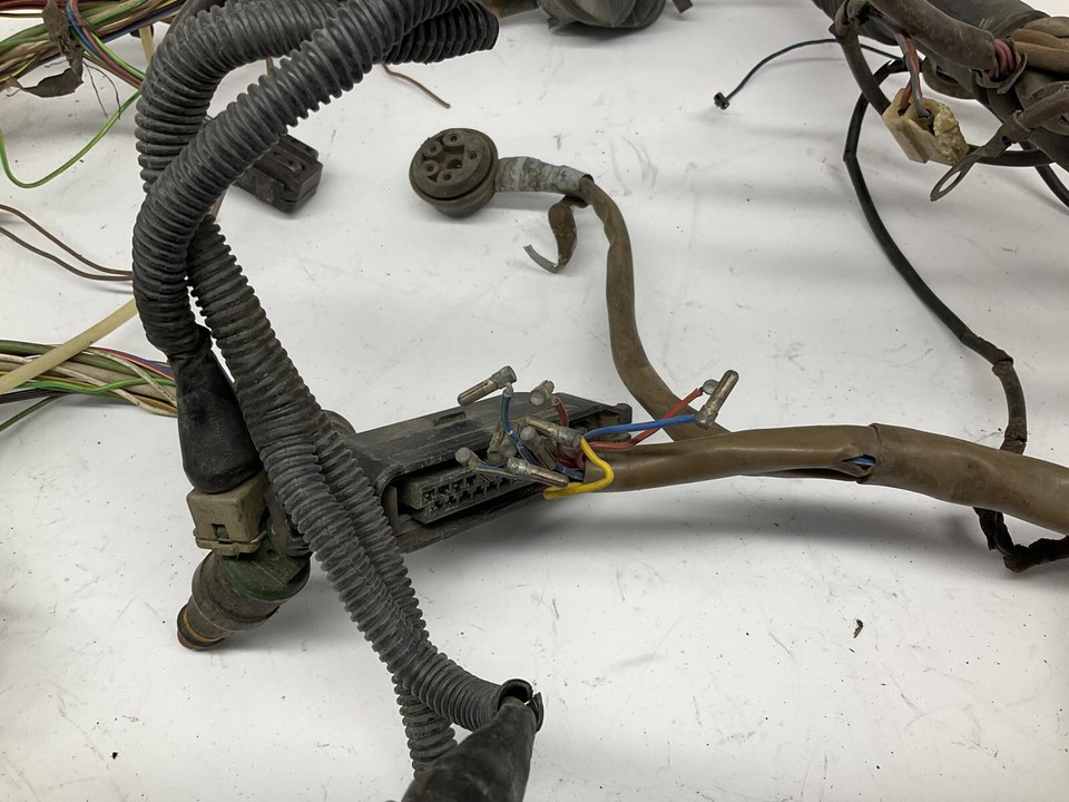 1985-1986 Porsche 944 Turbo Engine Wiring Harness, Damaged 95160702101 ...