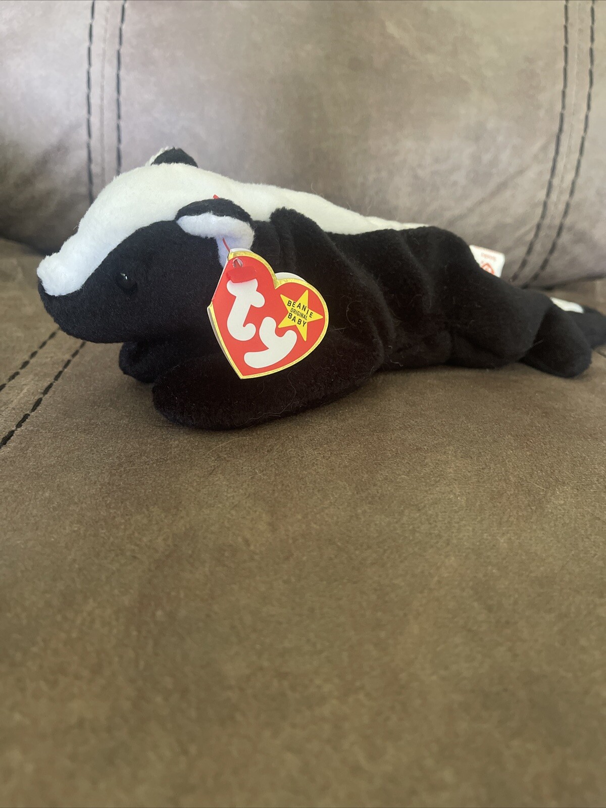 1995 Ty Original Beanie Baby "STINKY" the Skunk Style 4017 P.V.C ...