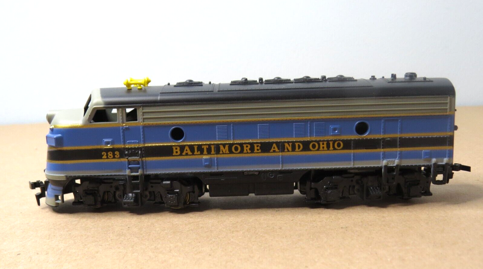 HO TYCO MANTUA 402-25 BALTIMORE AND OHIO F7 DIESEL POWERED LOCO BOXED ...