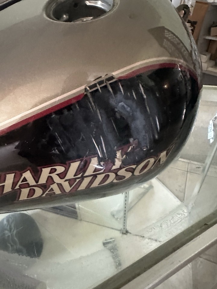 2000 2001 2002 2003 2004 2005 Harley Dyna FXDLI Low Rider Gas Fuel Tank ...