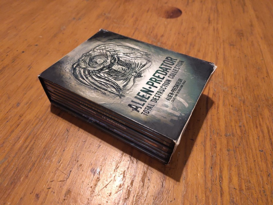 Alien - Predator AVP Total Destruction Collection (DVD, 2008, 8-Disc ...