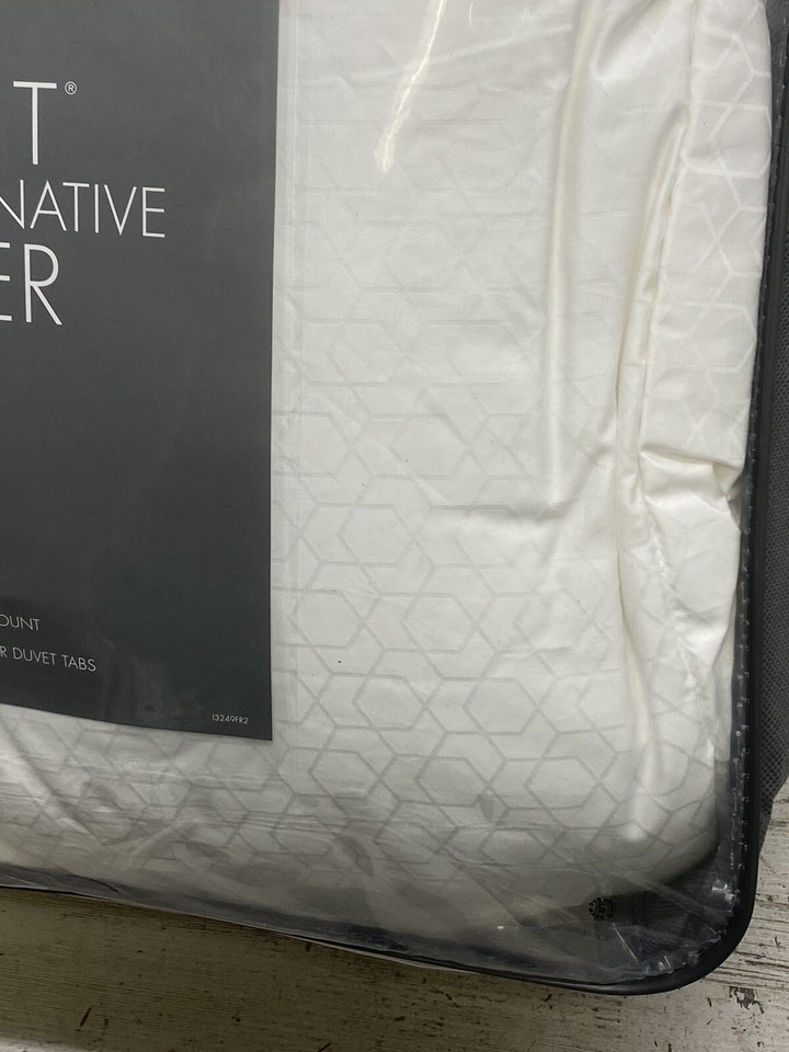 Hotel Collection Primaloft King Luxury Down Alternative Comforter All ...