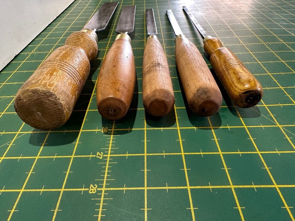 Nice Graduated Set of 5 no. Very Good Quality Bevel Edge Pairing ...