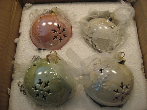 Box of 4 Color Morphing Light-Up Ceramic Christmas Ornament Decorations ...