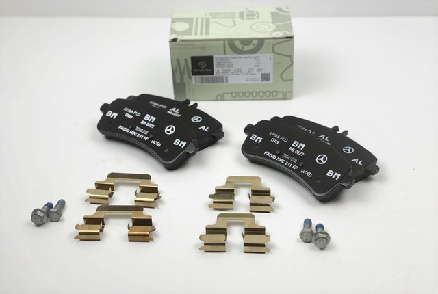 Mercedes-Benz C-class AMG W205 Genuine Rear Brake Pads Set A0004203700 ...