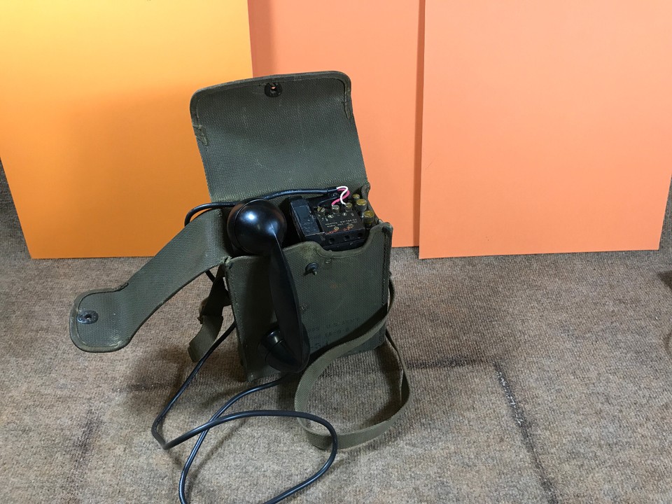 Refurbished Signal Corps US Army Military Field Phone EE-8 Telephone ...