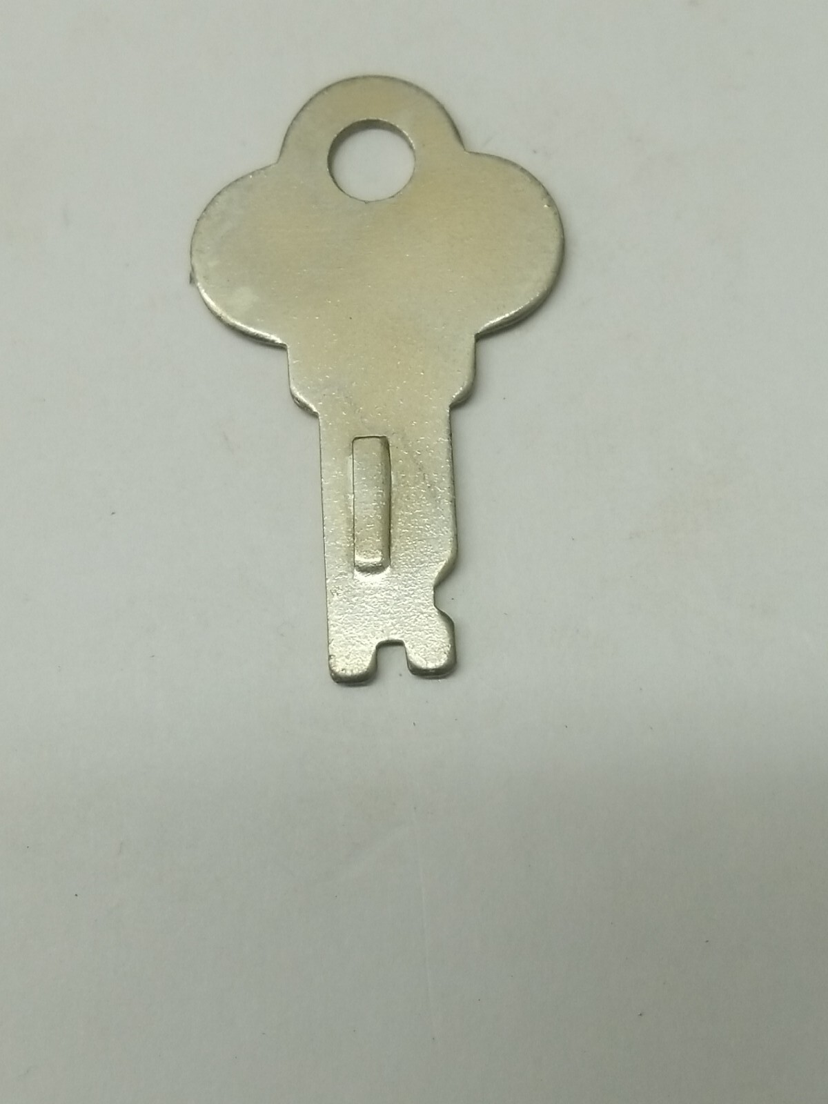 Vintage Ilco Long Lock Key T44 Trunks Luggage Key Suitcase Key ...