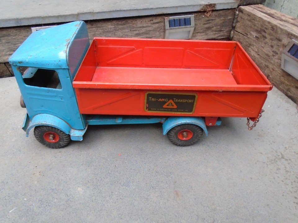 Triang tipper lorry Original paint good tyres circa 1950s | eBay
