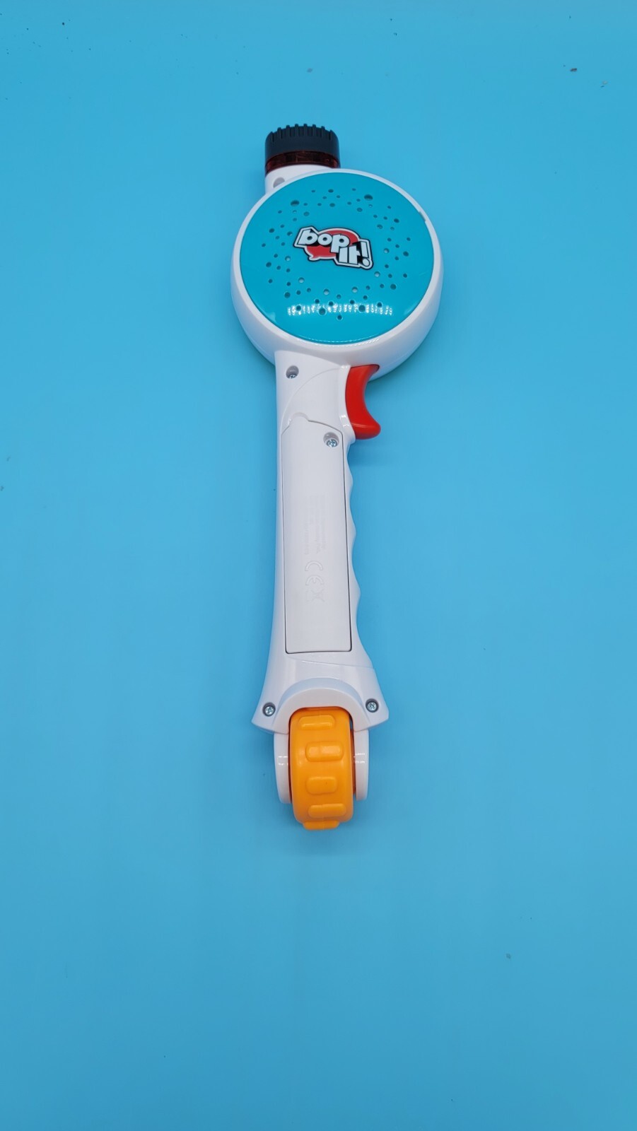 BOP IT ORIGINAL Handheld Electronic Reflex Game HASBRO PULL IT TWIST IT ...